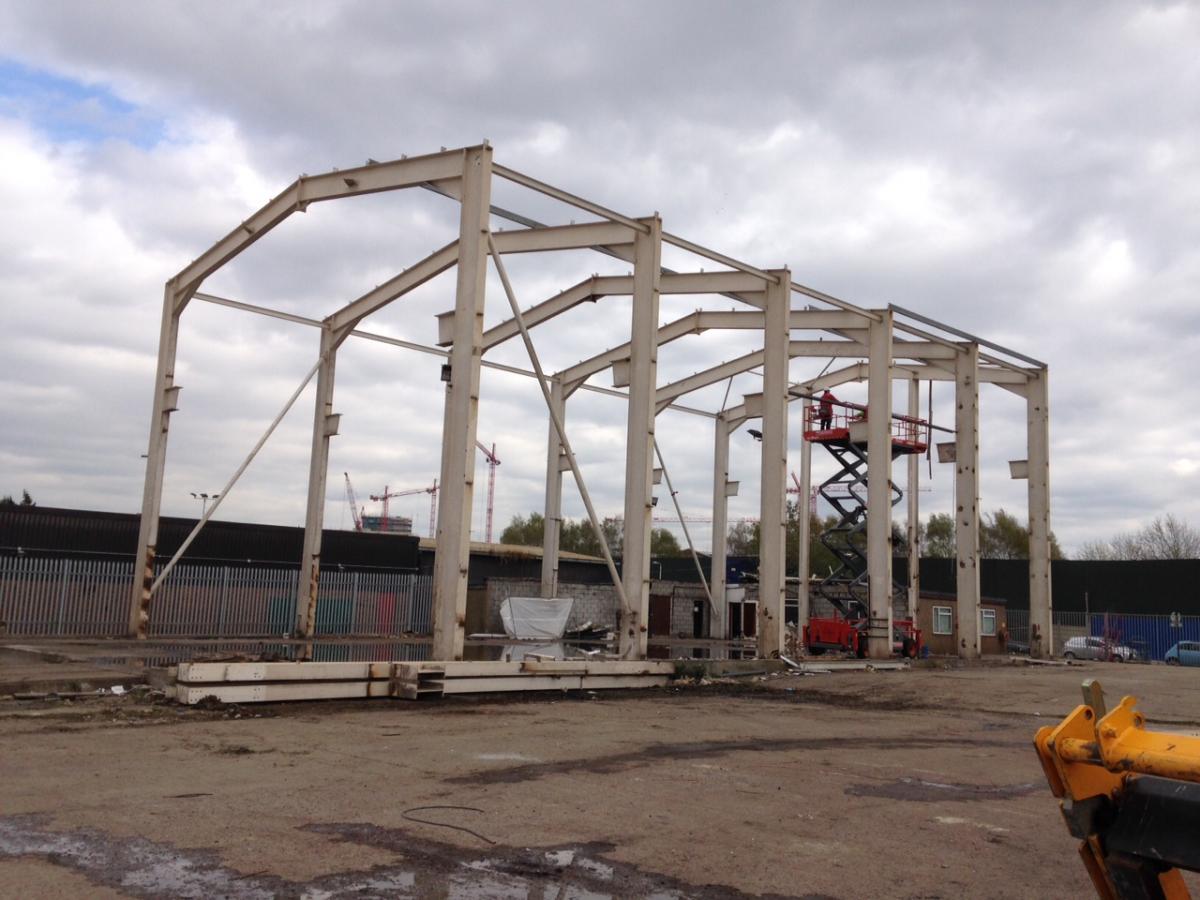 Crane Building 120 ft x 56 ft x 39 ft - (36.6m x 17m x 12m) | Used ...